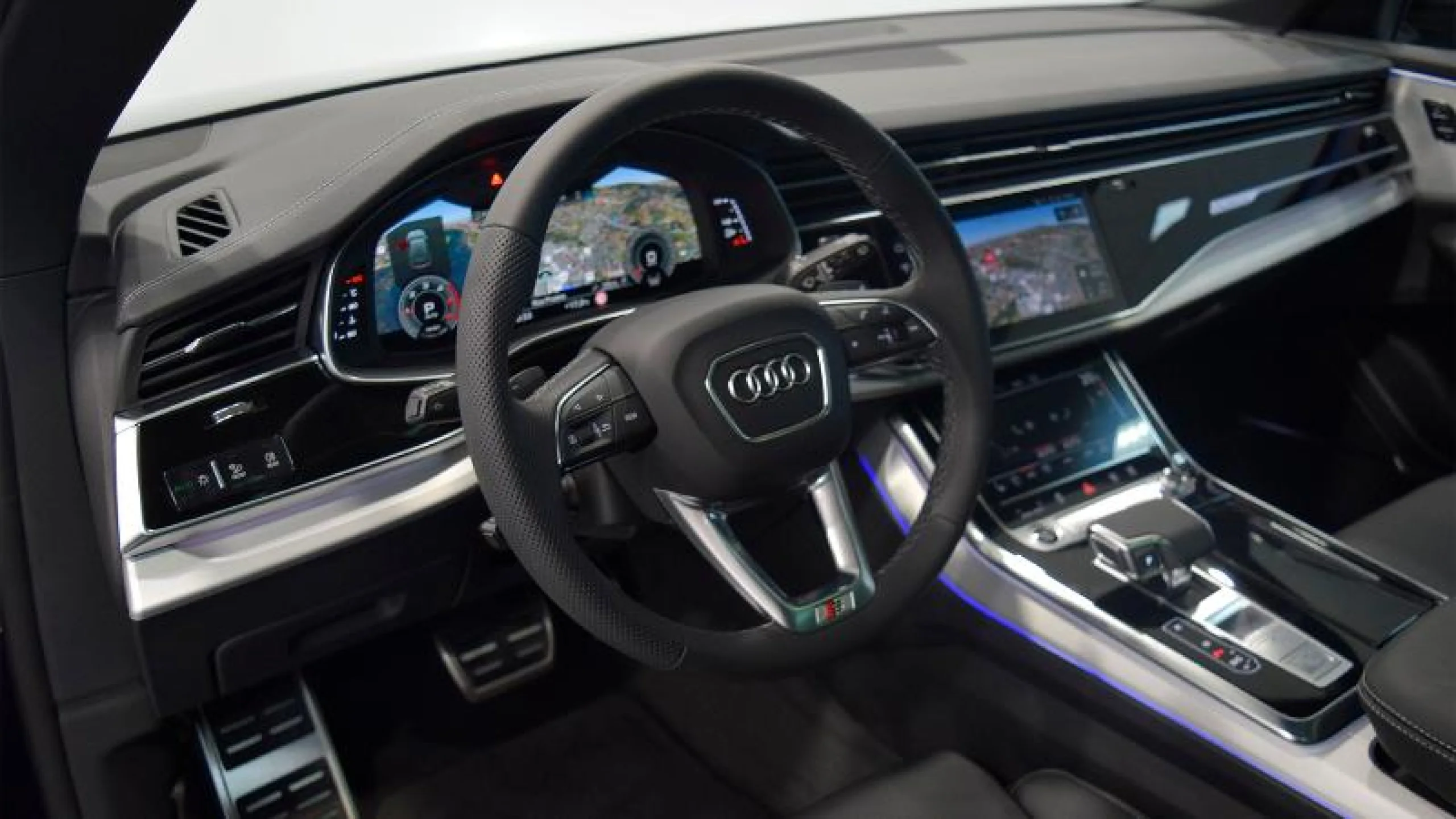 AUDI Q8 BLACK LINE PLUS 50 TDI 210KW QUATTRO TIP de segunda mano desde ...